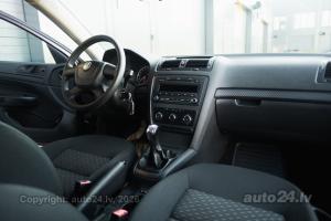 Red Skoda Octavia 2011 in Tallinn, with an engine capacity of 1.20 L and mileage of 192 thousand km for 2699 €, photo 8 on AUTOMOTO.COM.LV
