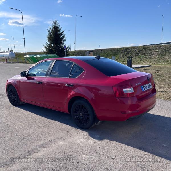Red Skoda Octavia 2013 in Jogeva, with an engine capacity of 1.20 L and mileage of 285 thousand km for 4300 €, photo 4 on AUTOMOTO.COM.LV