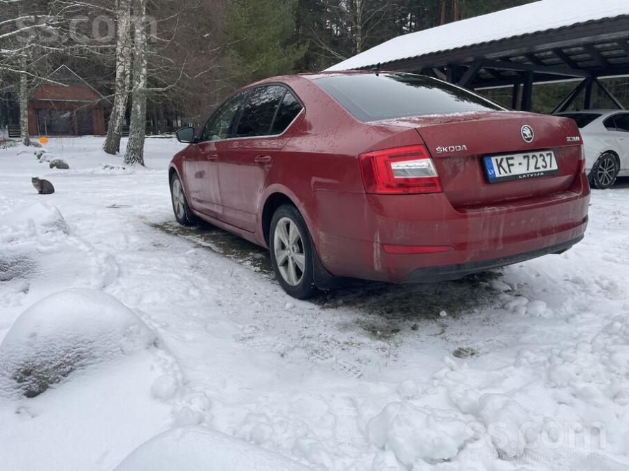 Red Skoda Octavia 2014 in Limbazi, with an engine capacity of 2.00 L and mileage of 240 thousand km for 6200 €, photo 3 on AUTOMOTO.COM.LV