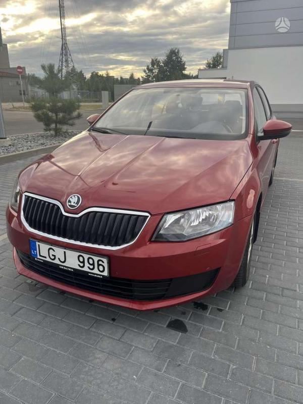 Sarkans Skoda Octavia 2015 Kauņa, ar dzinēja tilpumu 1.20 L un nobraukumu 145 tūkst. km par 5900 €, foto 3 vietnē AUTOMOTO.COM.LV