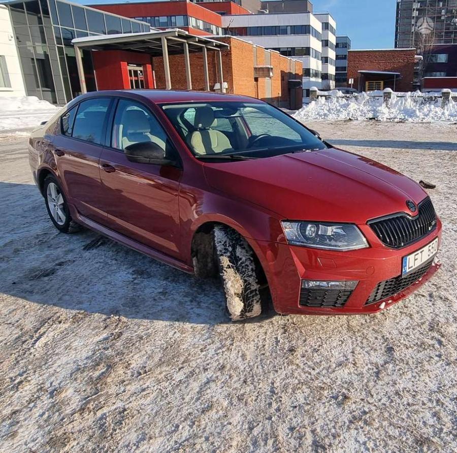 Red Skoda Octavia 2016 in Vilnius, with an engine capacity of 1.97 L and mileage of 105 thousand km for 9999 €, photo 1 on AUTOMOTO.COM.LV