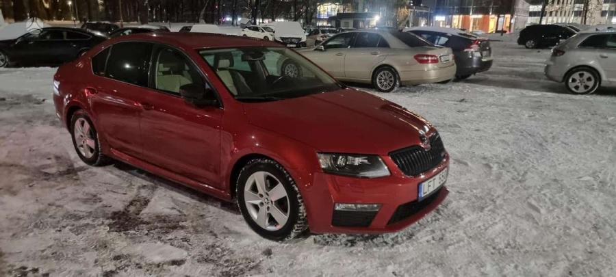 Red Skoda Octavia 2016 in Vilnius, with an engine capacity of 1.97 L and mileage of 105 thousand km for 9999 €, photo 4 on AUTOMOTO.COM.LV