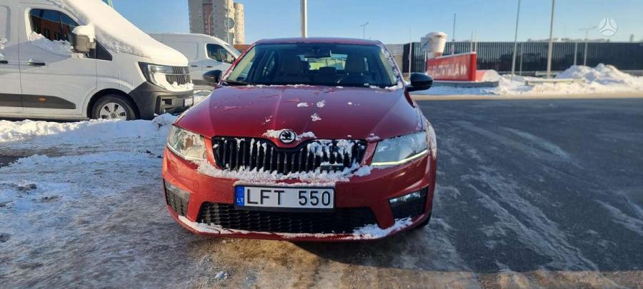 Red Skoda Octavia 2016 in Vilnius, with an engine capacity of 1.97 L and mileage of 105 thousand km for 9999 €, photo 19 on AUTOMOTO.COM.LV