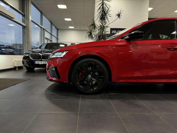 Red Skoda Octavia 2020 in Vilnius, with an engine capacity of 1.40 L and mileage of 44 thousand km for 26177 €, photo 7 on AUTOMOTO.COM.LV
