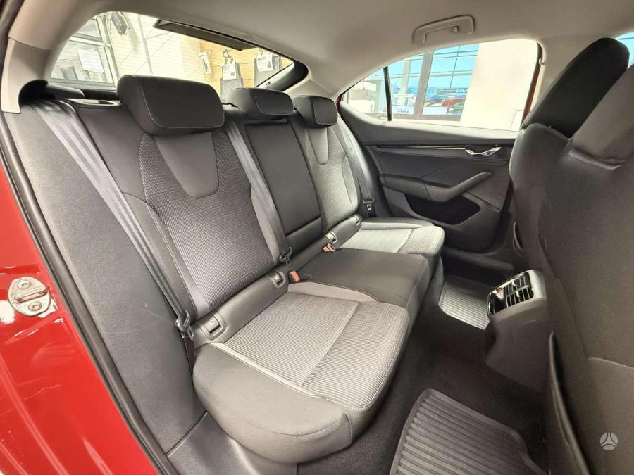 Red Skoda Octavia 2020 in Kaunas, with an engine capacity of 1.97 L and mileage of 197 thousand km for 14600 €, photo 21 on AUTOMOTO.COM.LV