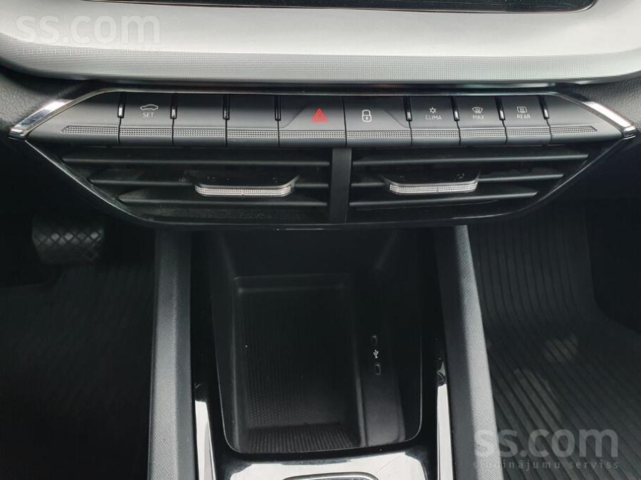 Sarkans Skoda Octavia 2020 Rīga, ar dzinēja tilpumu 1.50 L un nobraukumu 126 tūkst. km par 14900 €, foto 32 vietnē AUTOMOTO.COM.LV
