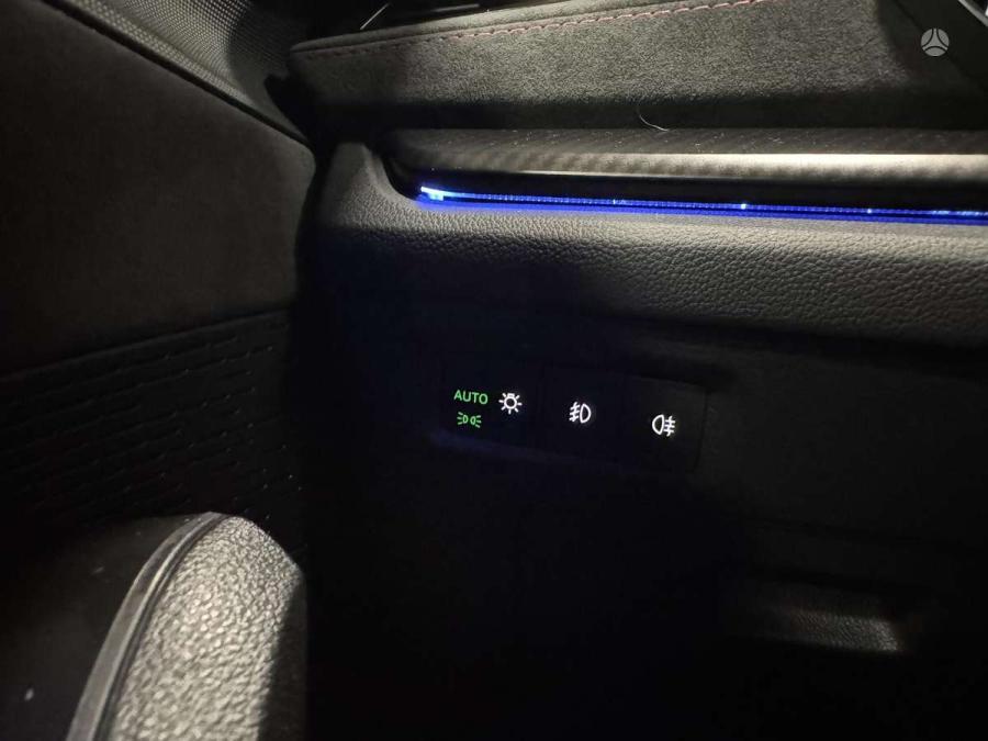 Sarkans Skoda Octavia 2020 Viļņa, ar dzinēja tilpumu 1.40 L un nobraukumu 44 tūkst. km par 23444 €, foto 22 vietnē AUTOMOTO.COM.LV