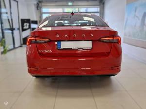 Красный Шкода Октавия 2020 в Каунас, объемом двигателя 1.97 л и пробегом 165 тыс. км за 14900 €, фото 7 на AUTOMOTO.COM.LV