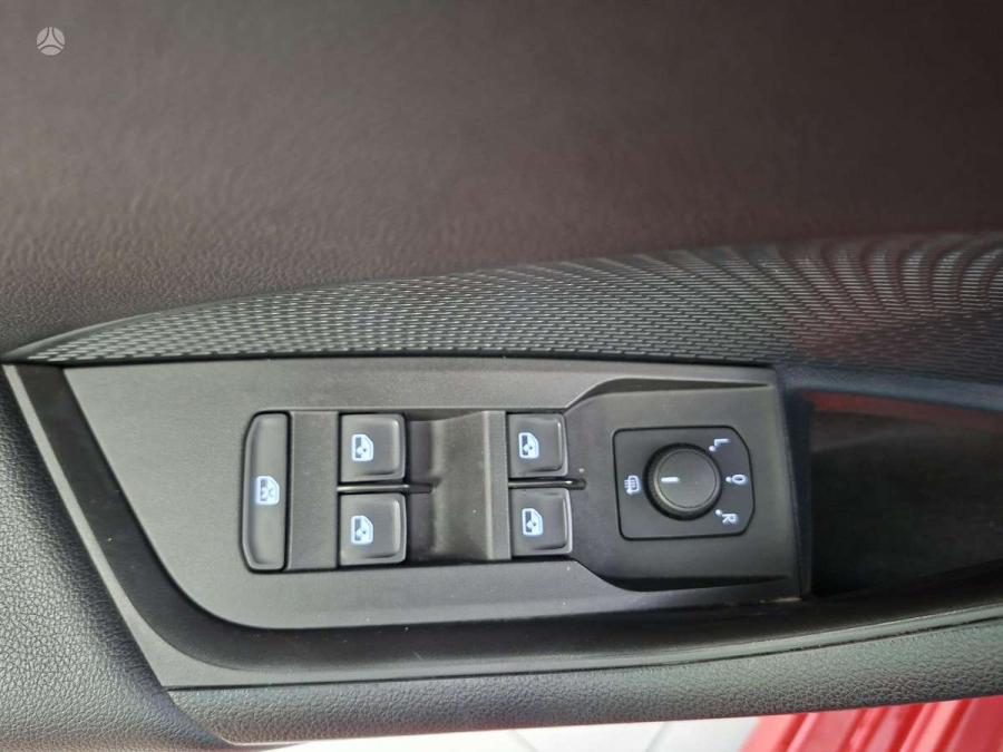 Красный Шкода Октавия 2020 в Каунас, объемом двигателя 1.97 л и пробегом 165 тыс. км за 14900 €, фото 17 на AUTOMOTO.COM.LV