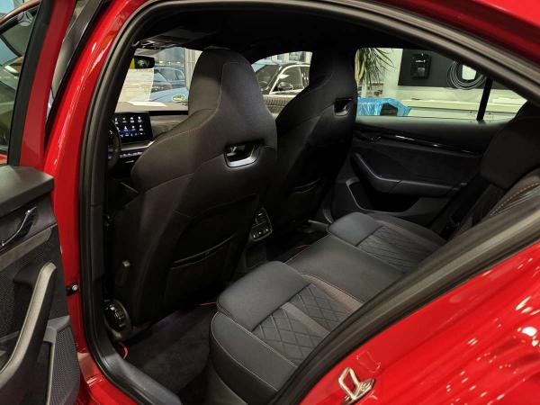 Red Skoda Octavia 2020 in Vilnius, with an engine capacity of 1.40 L and mileage of 44 thousand km for 23444 €, photo 10 on AUTOMOTO.COM.LV