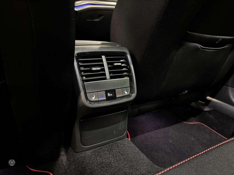 Red Skoda Octavia 2020 in Vilnius, with an engine capacity of 1.40 L and mileage of 44 thousand km for 23444 €, photo 13 on AUTOMOTO.COM.LV