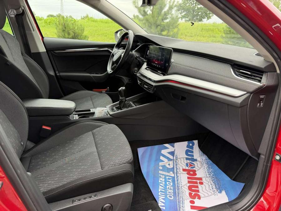 Sarkans Skoda Octavia 2022 Kauņa, ar dzinēja tilpumu 1.00 L un nobraukumu 171 tūkst. km par 12900 €, foto 19 vietnē AUTOMOTO.COM.LV