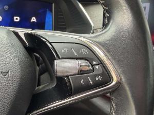 Sarkans Skoda Octavia 2022 Kauņa, ar dzinēja tilpumu 1.00 L un nobraukumu 171 tūkst. km par 12500 €, foto 26 vietnē AUTOMOTO.COM.LV