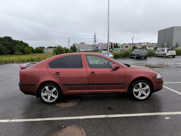 Red Skoda Octavia 2006 in Tallinn, with an engine capacity of 1.90 L and mileage of 276 thousand km for 1500 €, photo 5 on AUTOMOTO.COM.LV