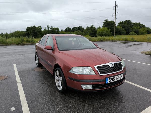 Red Skoda Octavia 2006 in Tallinn, with an engine capacity of 1.90 L and mileage of 276 thousand km for 1500 €, photo 6 on AUTOMOTO.COM.LV