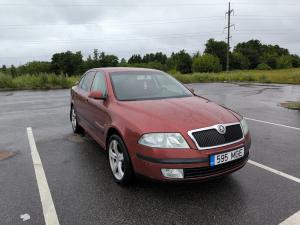 Sarkans Skoda Octavia 2006 Tallina, ar dzinēja tilpumu 1.90 L un nobraukumu 276 tūkst. km par 1500 €, foto 16 vietnē AUTOMOTO.COM.LV