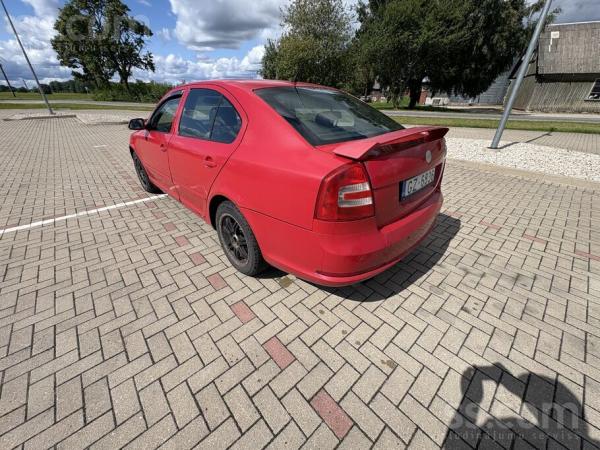Red Skoda Octavia 2006 in Cesis, with an engine capacity of 2.00 L and mileage of 0 thousand km for 1250 €, photo 2 on AUTOMOTO.COM.LV
