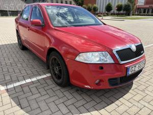 Red Skoda Octavia 2006 in Cesis, with an engine capacity of 2.00 L and mileage of 0 thousand km for 1250 €, photo 6 on AUTOMOTO.COM.LV