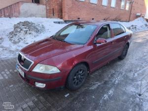 Sarkans Skoda Octavia 2007 Viļņa, ar dzinēja tilpumu 1.90 L un nobraukumu 292 tūkst. km par 800 €, foto  vietnē AUTOMOTO.COM.LV