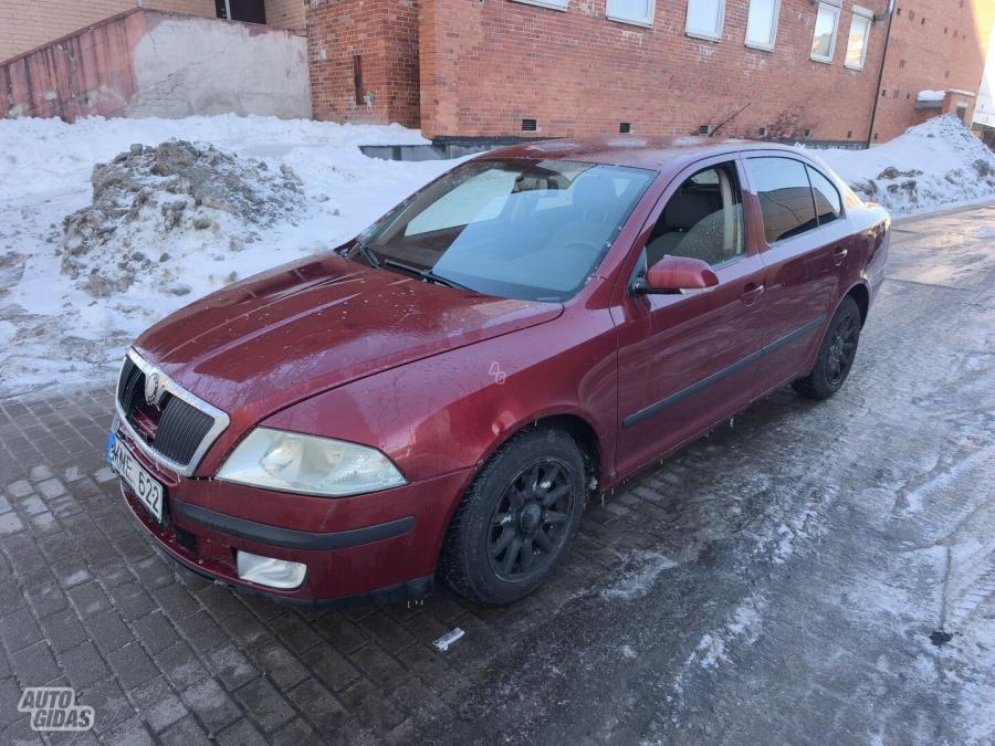 Sarkans Skoda Octavia 2007 Viļņa, ar dzinēja tilpumu 1.90 L un nobraukumu 292 tūkst. km par 800 €, foto 1 vietnē AUTOMOTO.COM.LV