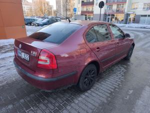 Sarkans Skoda Octavia 2007 Viļņa, ar dzinēja tilpumu 1.90 L un nobraukumu 292 tūkst. km par 760 €, foto 4 vietnē AUTOMOTO.COM.LV