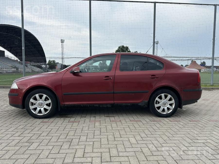 Sarkans Skoda Octavia 2007 Rīga, ar dzinēja tilpumu 2.00 L un nobraukumu 307 tūkst. km par 1800 €, foto 5 vietnē AUTOMOTO.COM.LV