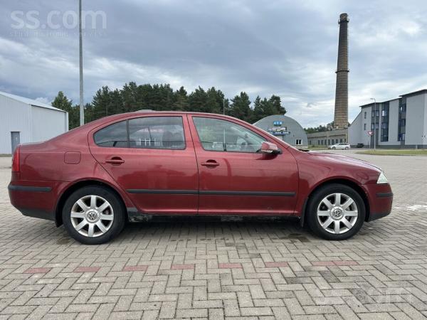 Red Skoda Octavia 2007 in Riga, with an engine capacity of 2.00 L and mileage of 307 thousand km for 1800 €, photo 9 on AUTOMOTO.COM.LV