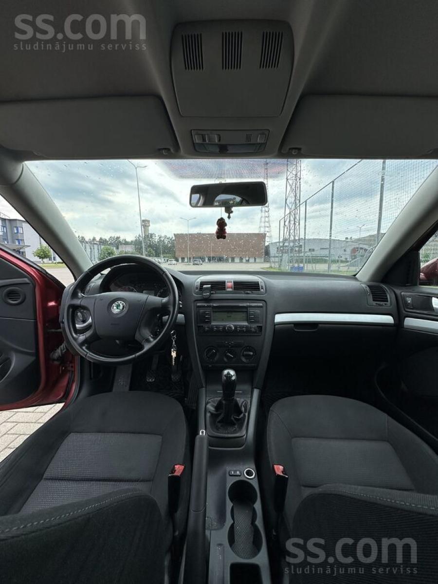 Sarkans Skoda Octavia 2007 Rīga, ar dzinēja tilpumu 2.00 L un nobraukumu 307 tūkst. km par 1800 €, foto 11 vietnē AUTOMOTO.COM.LV
