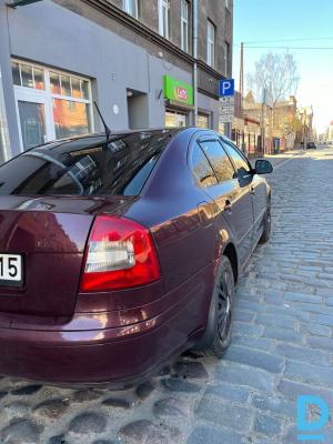 Sarkans Skoda Octavia 2012 Rīga, ar dzinēja tilpumu 1.60 L un nobraukumu 273 tūkst. km par 3200 €, foto 10 vietnē AUTOMOTO.COM.LV