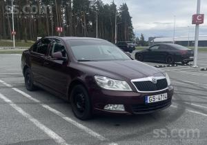 Красный Шкода Октавия 2012 в Рига, объемом двигателя 1.60 л и пробегом 410 тыс. км за 2800 €, фото  на AUTOMOTO.COM.LV