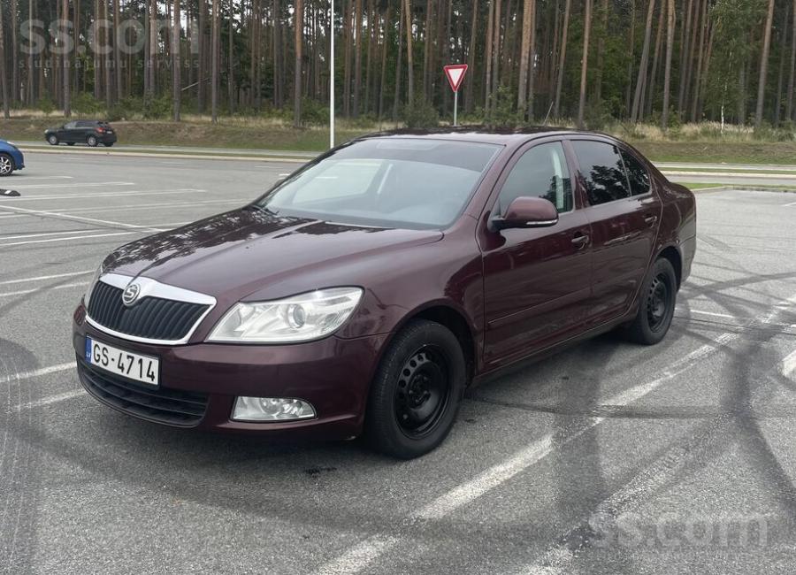 Красный Шкода Октавия 2012 в Рига, объемом двигателя 1.60 л и пробегом 410 тыс. км за 2800 €, фото 7 на AUTOMOTO.COM.LV