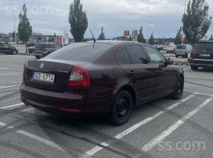 Красный Шкода Октавия 2012 в Рига, объемом двигателя 1.60 л и пробегом 410 тыс. км за 2800 €, фото 14 на AUTOMOTO.COM.LV