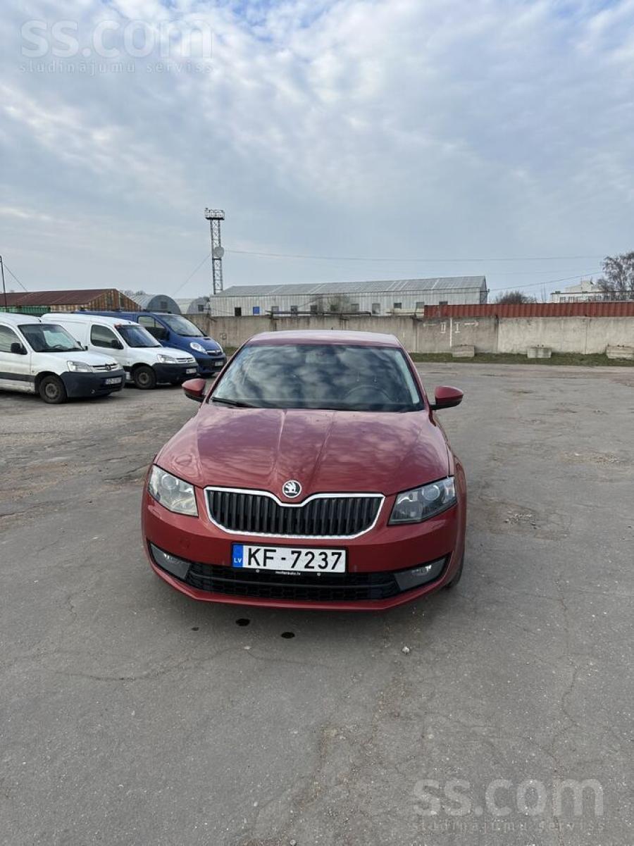Красный Шкода Октавия 2014 в Рига, объемом двигателя 2.00 л и пробегом 240 тыс. км за 5700 €, фото 7 на AUTOMOTO.COM.LV