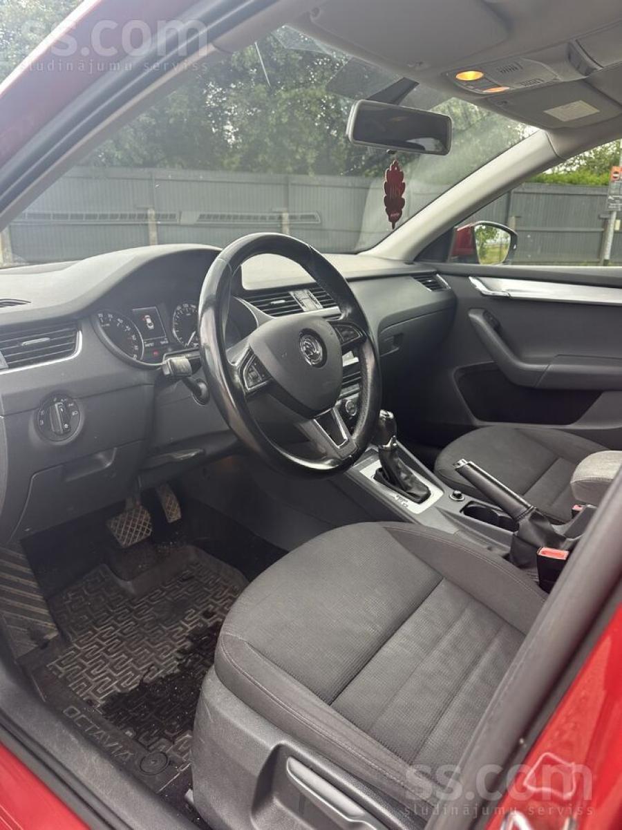 Sarkans Skoda Octavia 2014 Rīga, ar dzinēja tilpumu 2.00 L un nobraukumu 242 tūkst. km par 5900 €, foto 8 vietnē AUTOMOTO.COM.LV