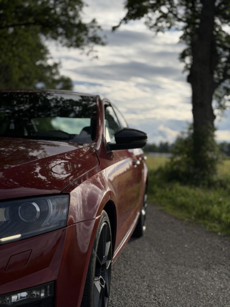 Sarkans Skoda Octavia 2014 Valga, ar dzinēja tilpumu 2.00 L un nobraukumu 201 tūkst. km par 7999 €, foto 6 vietnē AUTOMOTO.COM.LV