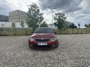 Красный Шкода Октавия 2014 в Рига, объемом двигателя 2.00 л и пробегом 243 тыс. км за 5900 €, фото 3 на AUTOMOTO.COM.LV