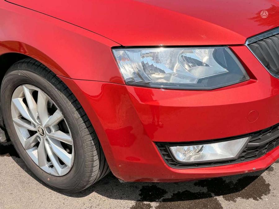 Sarkans Skoda Octavia 2015 Telšiai, ar dzinēja tilpumu 1.40 L un nobraukumu 119 tūkst. km par 7700 €, foto 9 vietnē AUTOMOTO.COM.LV