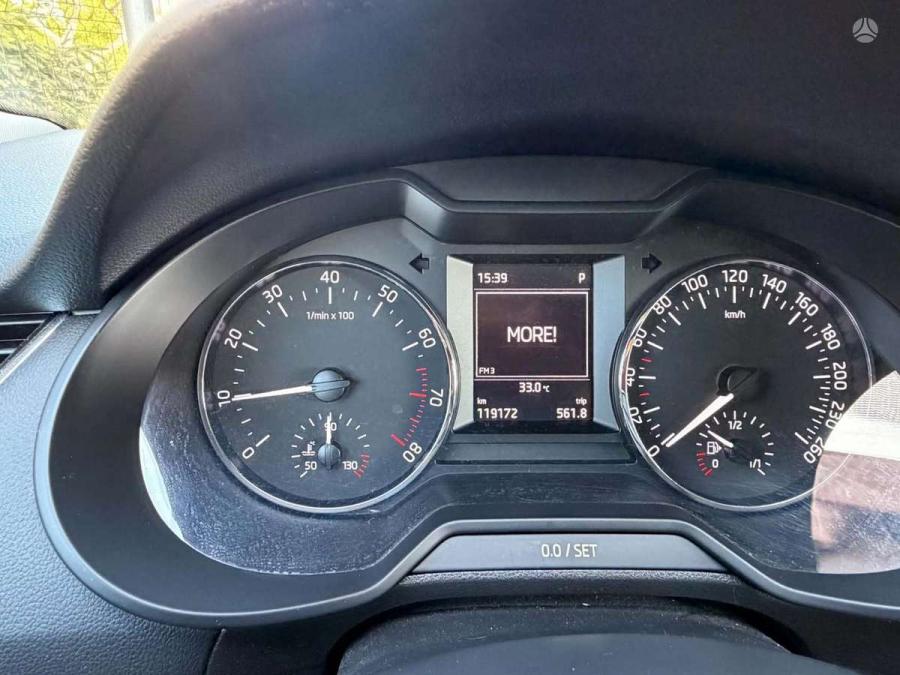 Sarkans Skoda Octavia 2015 Telšiai, ar dzinēja tilpumu 1.40 L un nobraukumu 119 tūkst. km par 7700 €, foto 15 vietnē AUTOMOTO.COM.LV