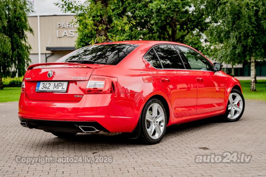 Sarkans Skoda Octavia 2015 Pērnava, ar dzinēja tilpumu 2.00 L un nobraukumu 213 tūkst. km par 8950 €, foto 3 vietnē AUTOMOTO.COM.LV