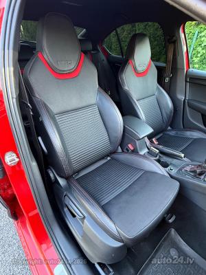 Sarkans Skoda Octavia 2015 Tallina, ar dzinēja tilpumu 2.00 L un nobraukumu 212 tūkst. km par 9800 €, foto 11 vietnē AUTOMOTO.COM.LV
