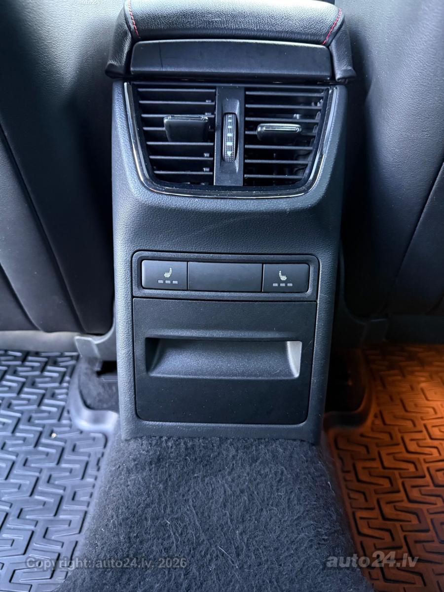 Sarkans Skoda Octavia 2015 Tallina, ar dzinēja tilpumu 2.00 L un nobraukumu 212 tūkst. km par 9800 €, foto 27 vietnē AUTOMOTO.COM.LV