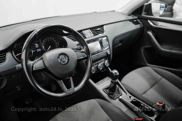 Red Skoda Octavia 2016 in Tallinn, with an engine capacity of 1.20 L and mileage of 164 thousand km for 5900 €, photo 8 on AUTOMOTO.COM.LV