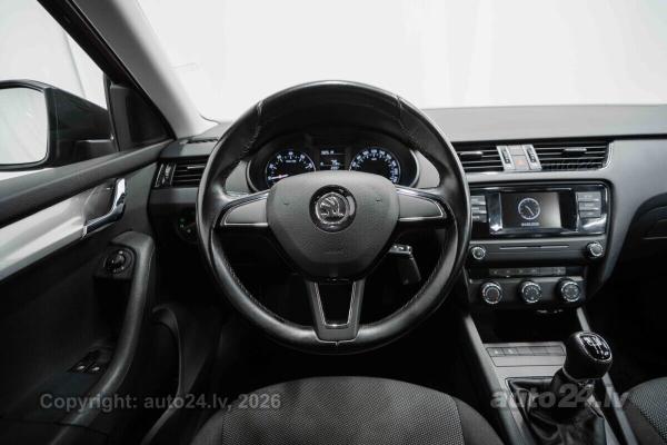 Red Skoda Octavia 2016 in Tallinn, with an engine capacity of 1.20 L and mileage of 164 thousand km for 5900 €, photo 10 on AUTOMOTO.COM.LV
