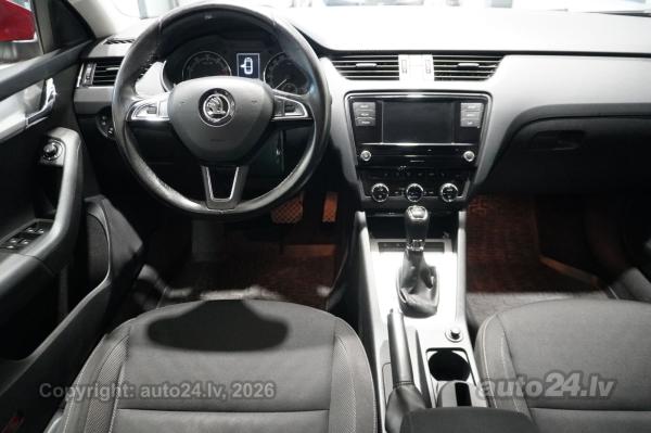 Red Skoda Octavia 2017 in Tallinn, with an engine capacity of 1.40 L and mileage of 151 thousand km for 10900 €, photo 11 on AUTOMOTO.COM.LV