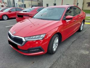 Red Skoda Octavia 2021 in Vilnius, with an engine capacity of 1.50 L and mileage of 137 thousand km for 16335 €, photo  on AUTOMOTO.COM.LV