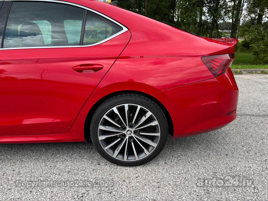 Sarkans Skoda Octavia 2021 Tallina, ar dzinēja tilpumu 1.50 L un nobraukumu 79 tūkst. km par 18500 €, foto 3 vietnē AUTOMOTO.COM.LV