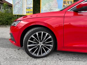 Sarkans Skoda Octavia 2021 Tallina, ar dzinēja tilpumu 1.50 L un nobraukumu 79 tūkst. km par 18500 €, foto 10 vietnē AUTOMOTO.COM.LV