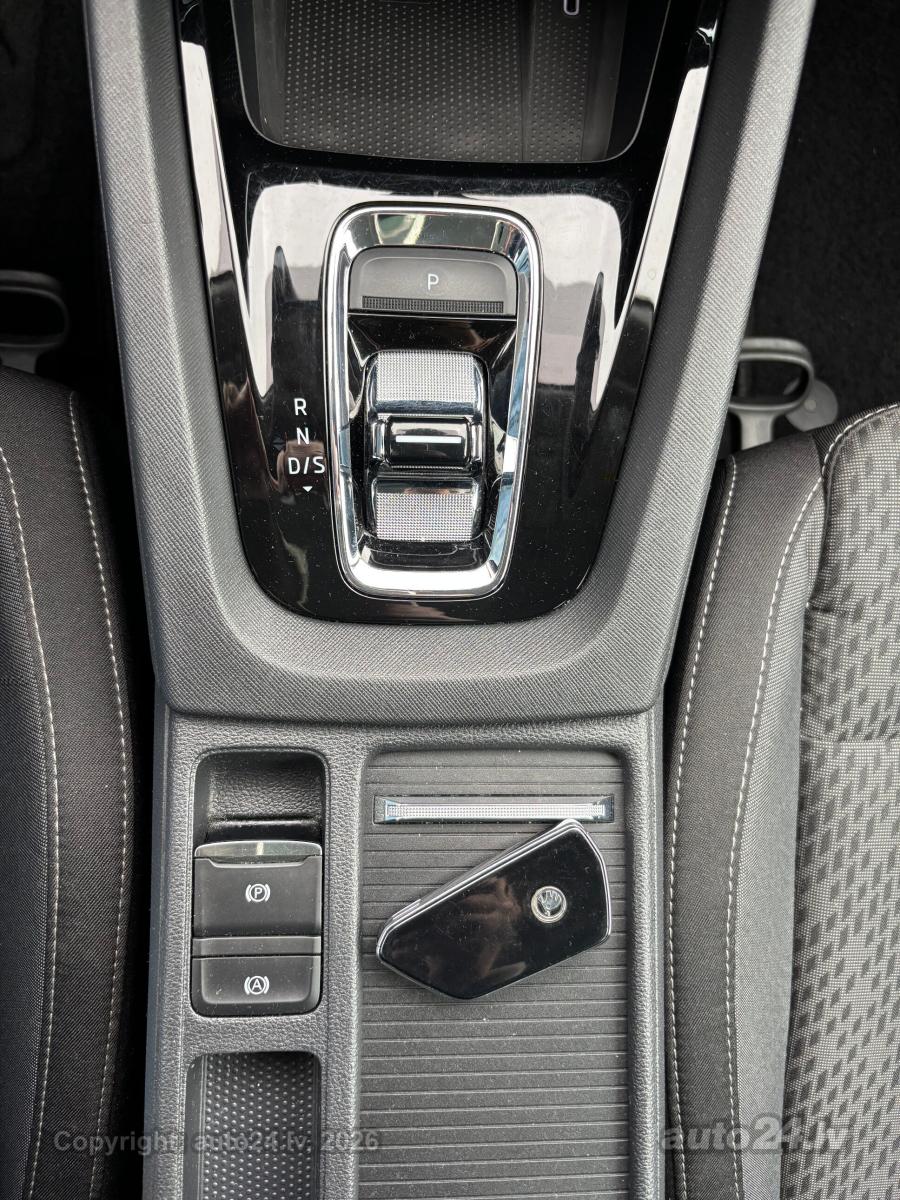 Sarkans Skoda Octavia 2021 Tallina, ar dzinēja tilpumu 1.50 L un nobraukumu 79 tūkst. km par 18500 €, foto 29 vietnē AUTOMOTO.COM.LV