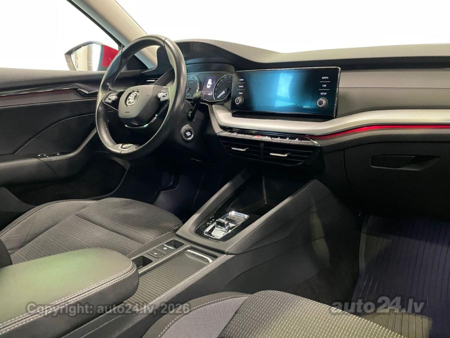 Red Skoda Octavia 2022 in Tallinn, with an engine capacity of 1.50 L and mileage of 137 thousand km for 13990 €, photo 14 on AUTOMOTO.COM.LV