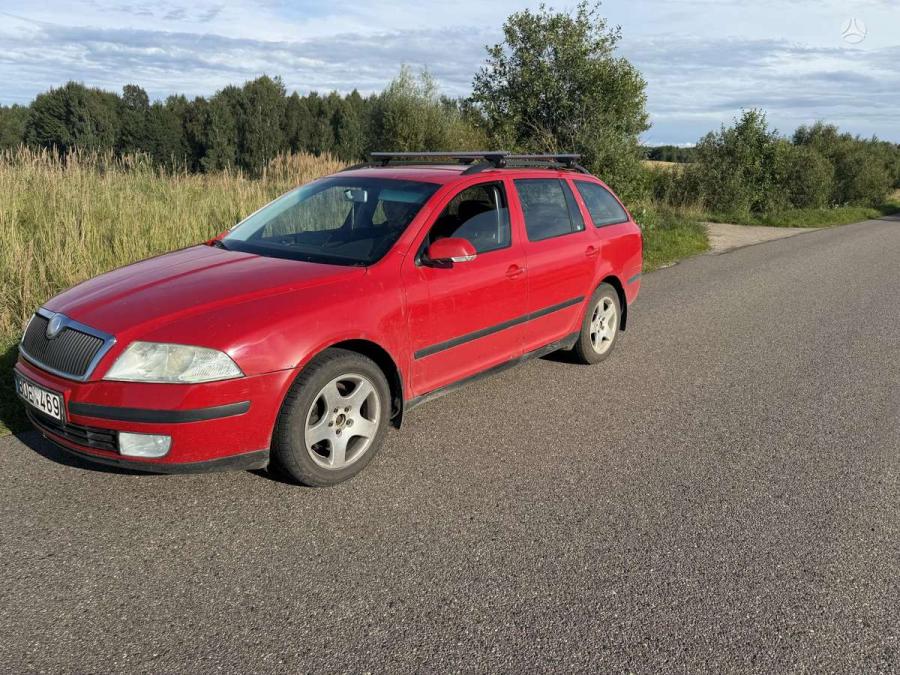 Red Skoda Octavia 2006 in Vievis, with an engine capacity of 1.90 L and mileage of 420 thousand km for 1250 €, photo 3 on AUTOMOTO.COM.LV
